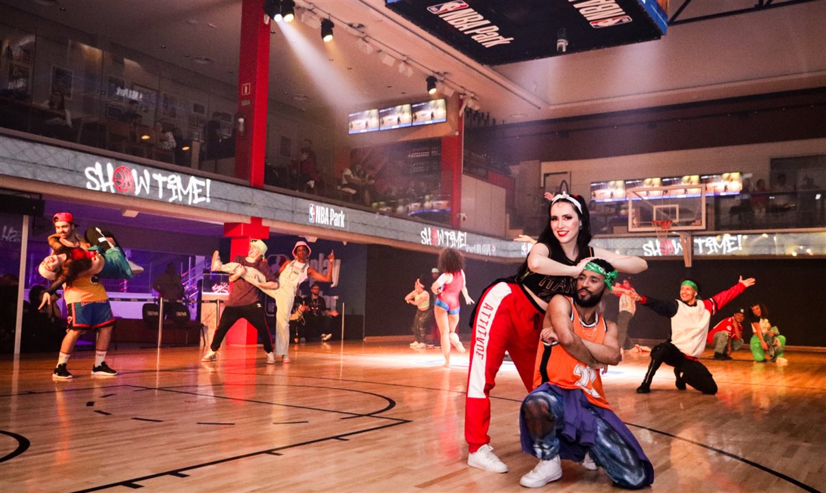 NBA Park Gramado estreia espetáculo Showtime - Viajar pelo Mundo