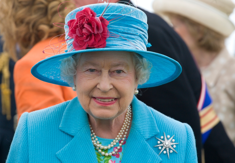 Centenário da rainha Elizabeth II inspira exposição em Londres